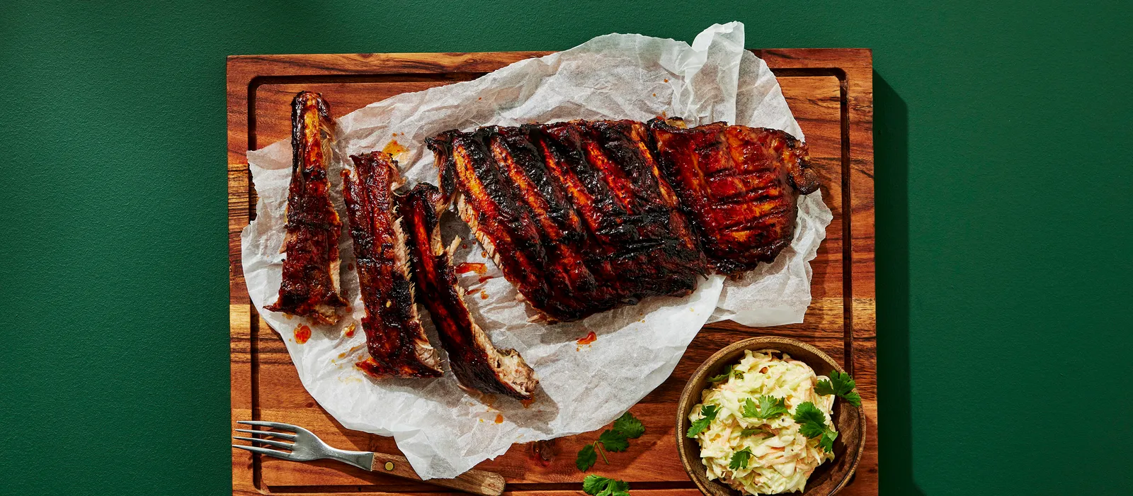 Maatiaispossun iso lihaisa spare ribs n. 900 g | Snellmanin tuotteet